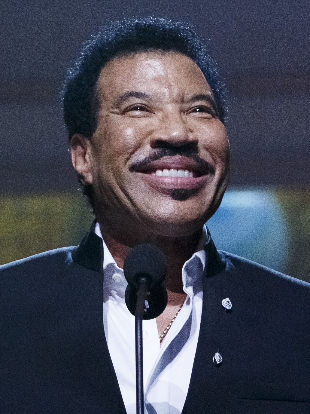 Is Lionel Richie Dead? Status Update as of March 22, 2025 - DeadScan