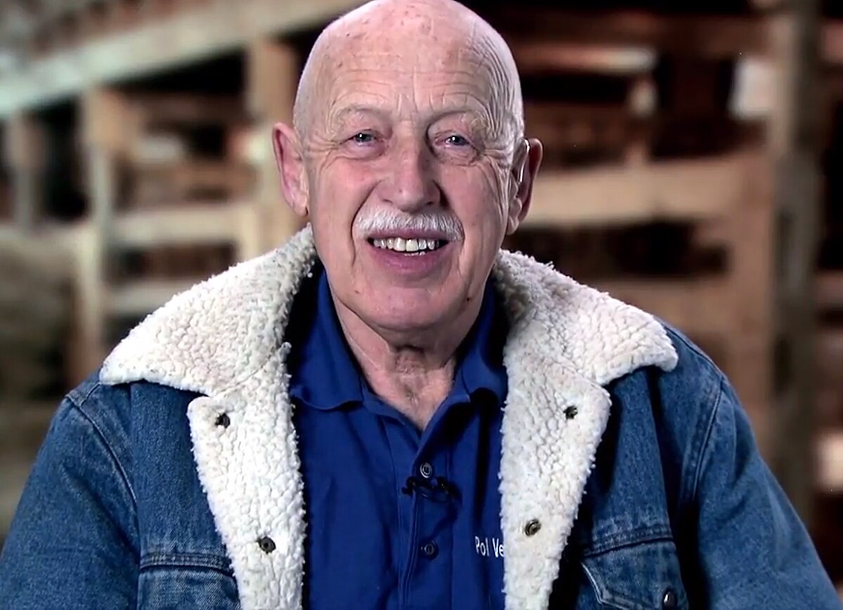 Is Dr. Pol Dead? Status Update as of April, 15, 2025 - DeadScan